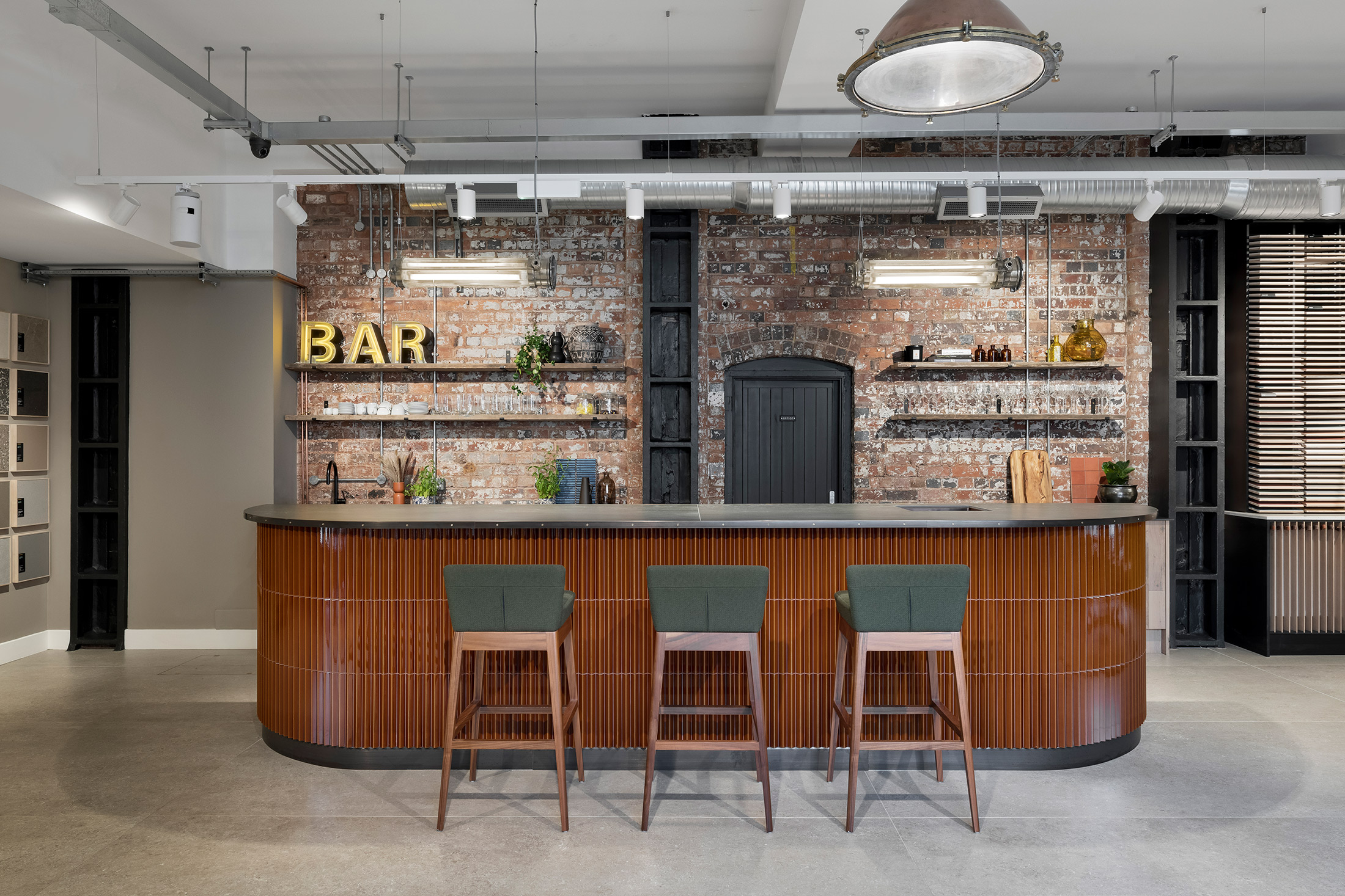 Domus - Tiles, Stone, Wood and Engineered Flooring